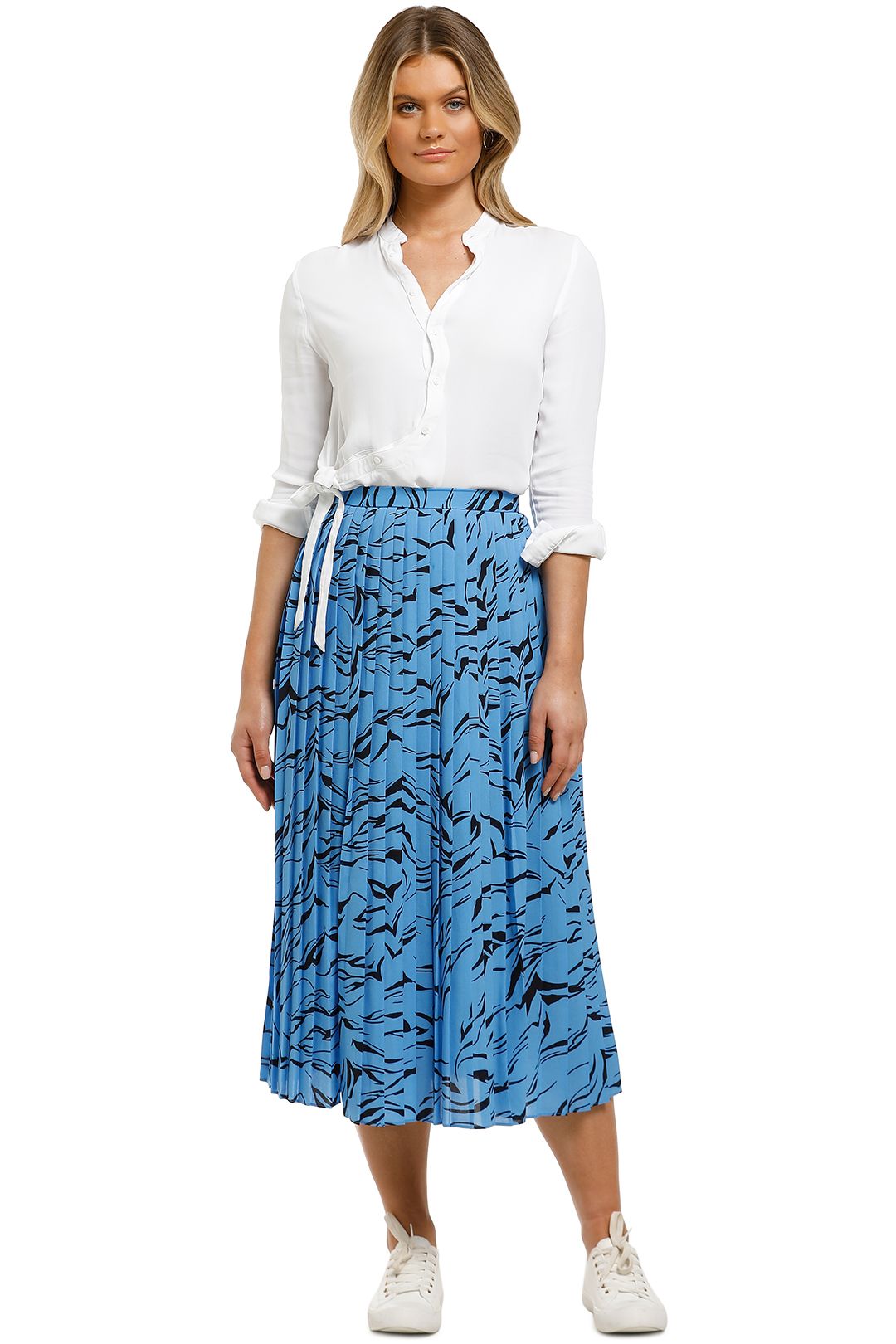Printed Pleat Skirt in Azure by Country Road for Hire | GlamCorner