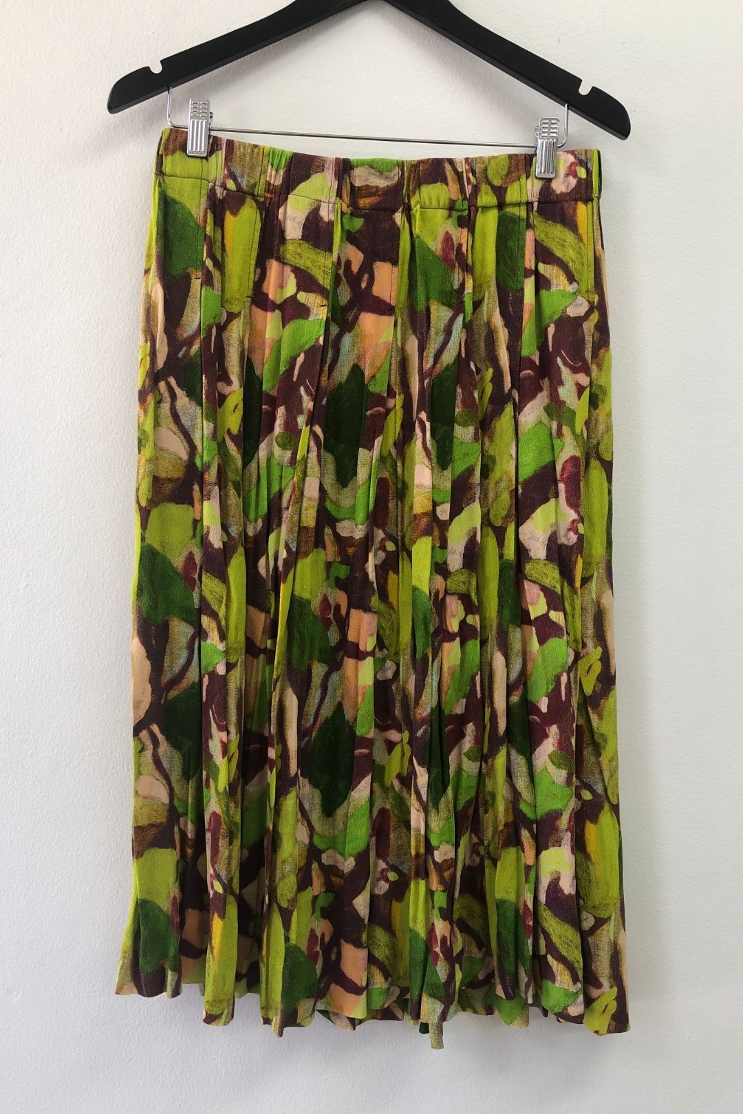 Buy Maple Leaf Pleated Full Skirt | Rebekah Callaghan x Gorman | GlamCorner